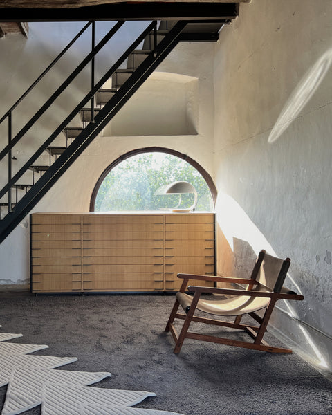 background_items_01_84_grande.jpg?v=1727705096