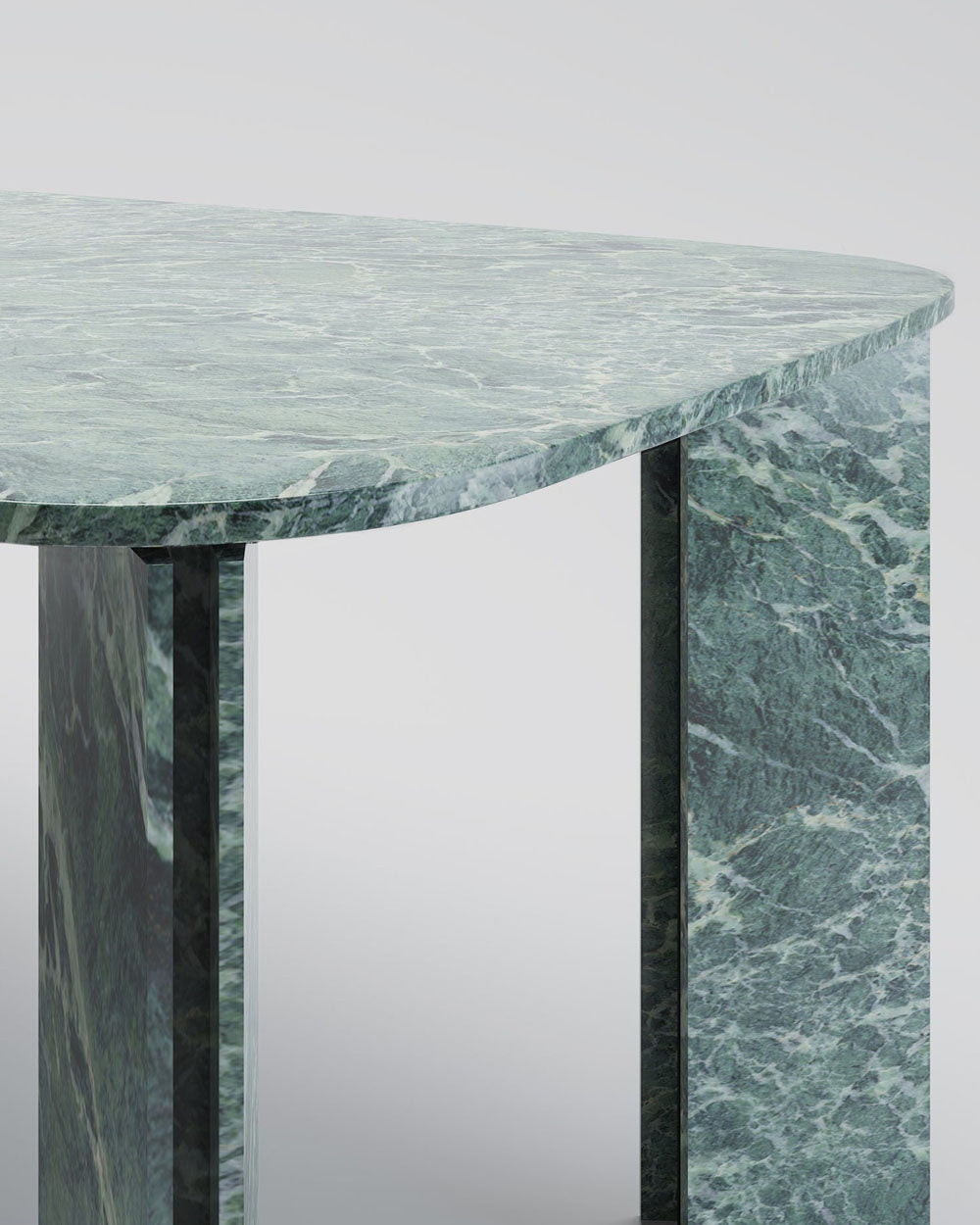 Max1.jpg?v=1672271697