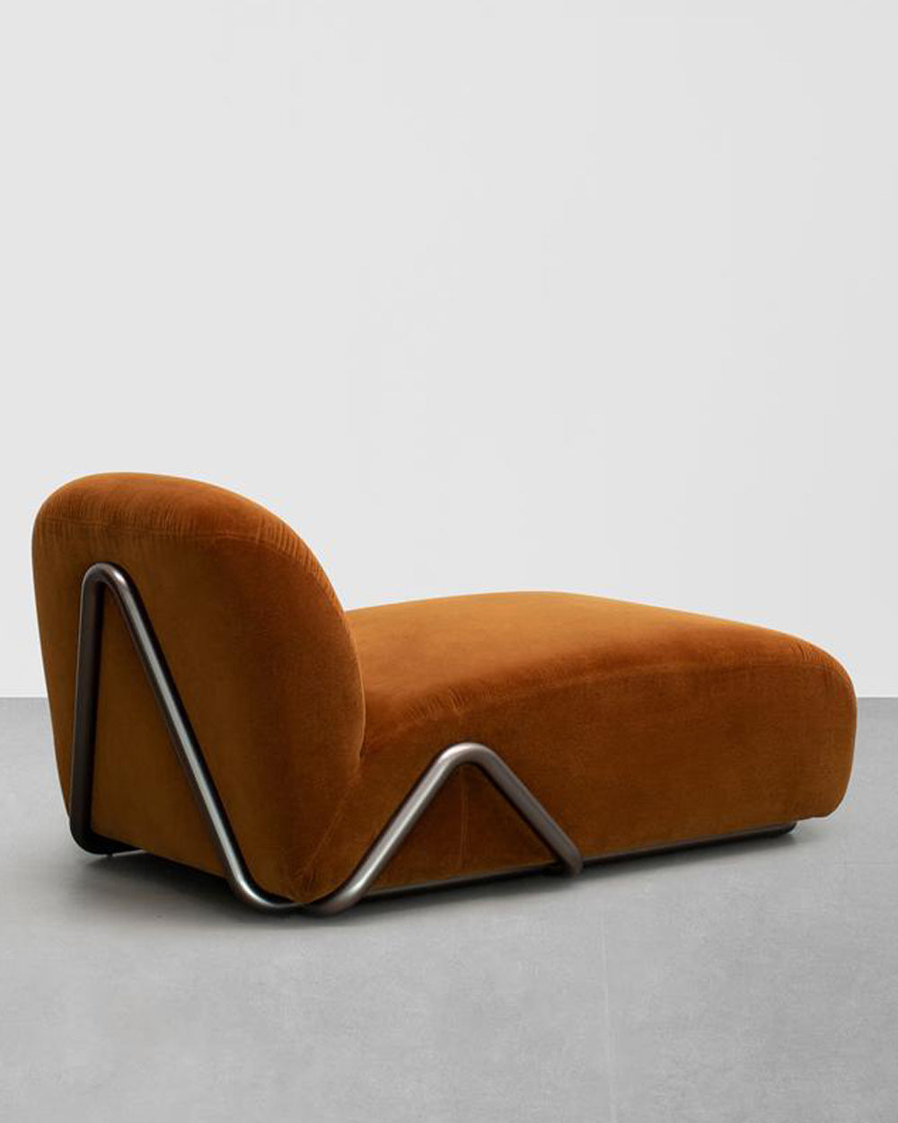 VICTORIA CHAISE LOUNGE
